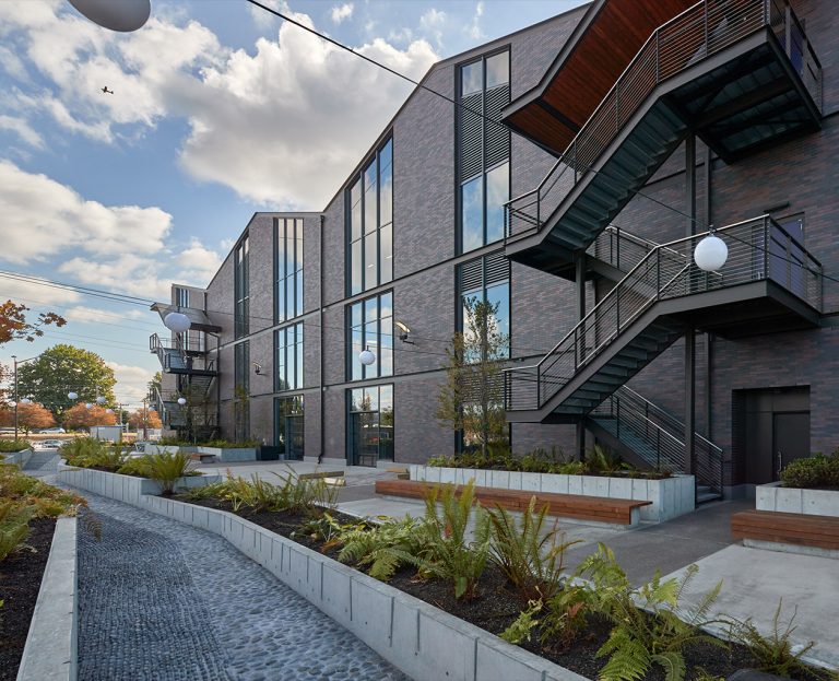 Rainier Tower - Wright Runstad